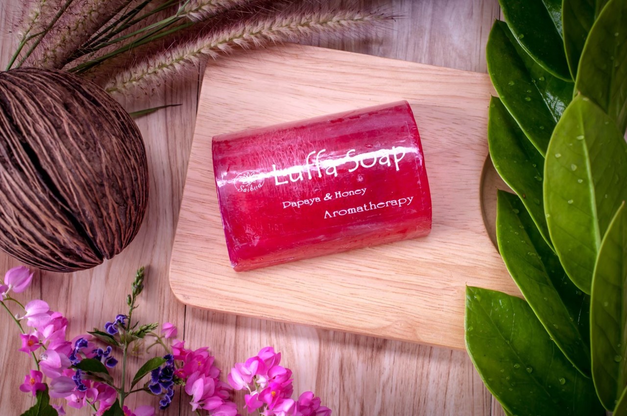 Papaya and Honey Luffa Soap, Herbal Soap - Saibua