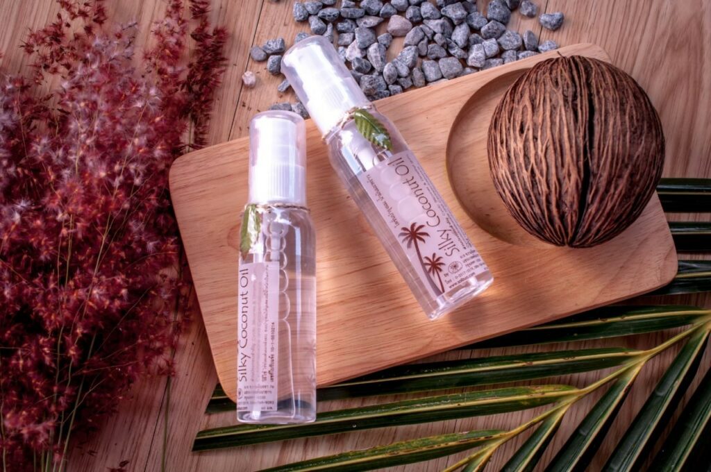Coconut Oil Silky Hair Coat makes hair soft and shiny - Saibua Thailand